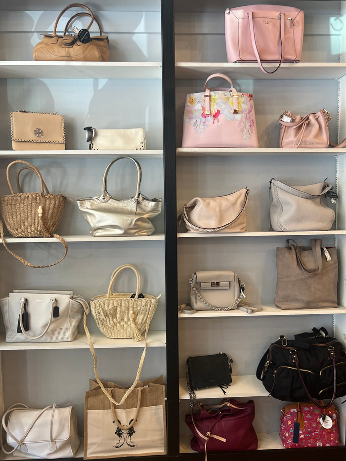 About Us – Chic Consignment LLC